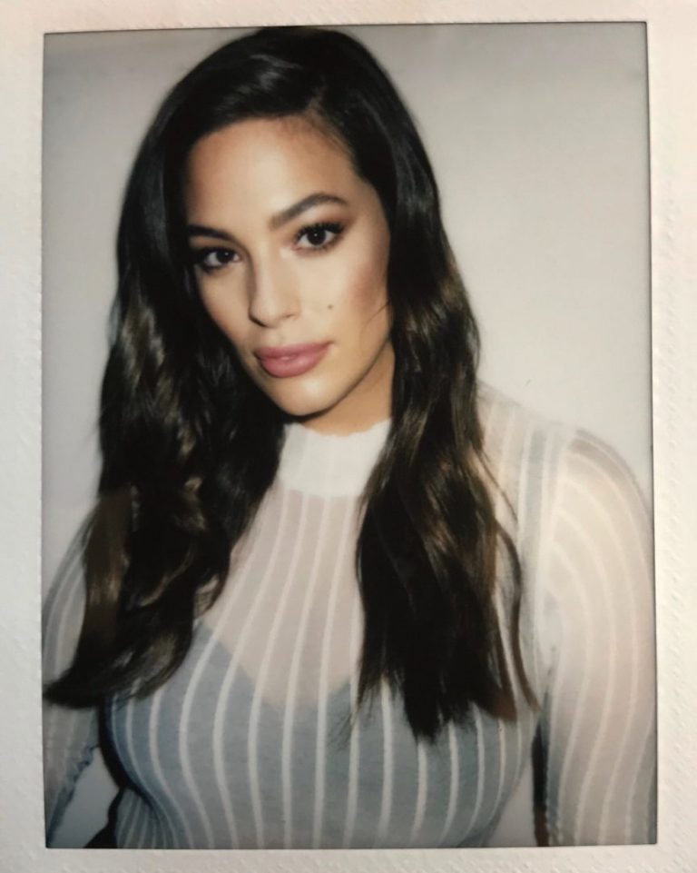 Η Ashley Graham με bikini | LifeViews