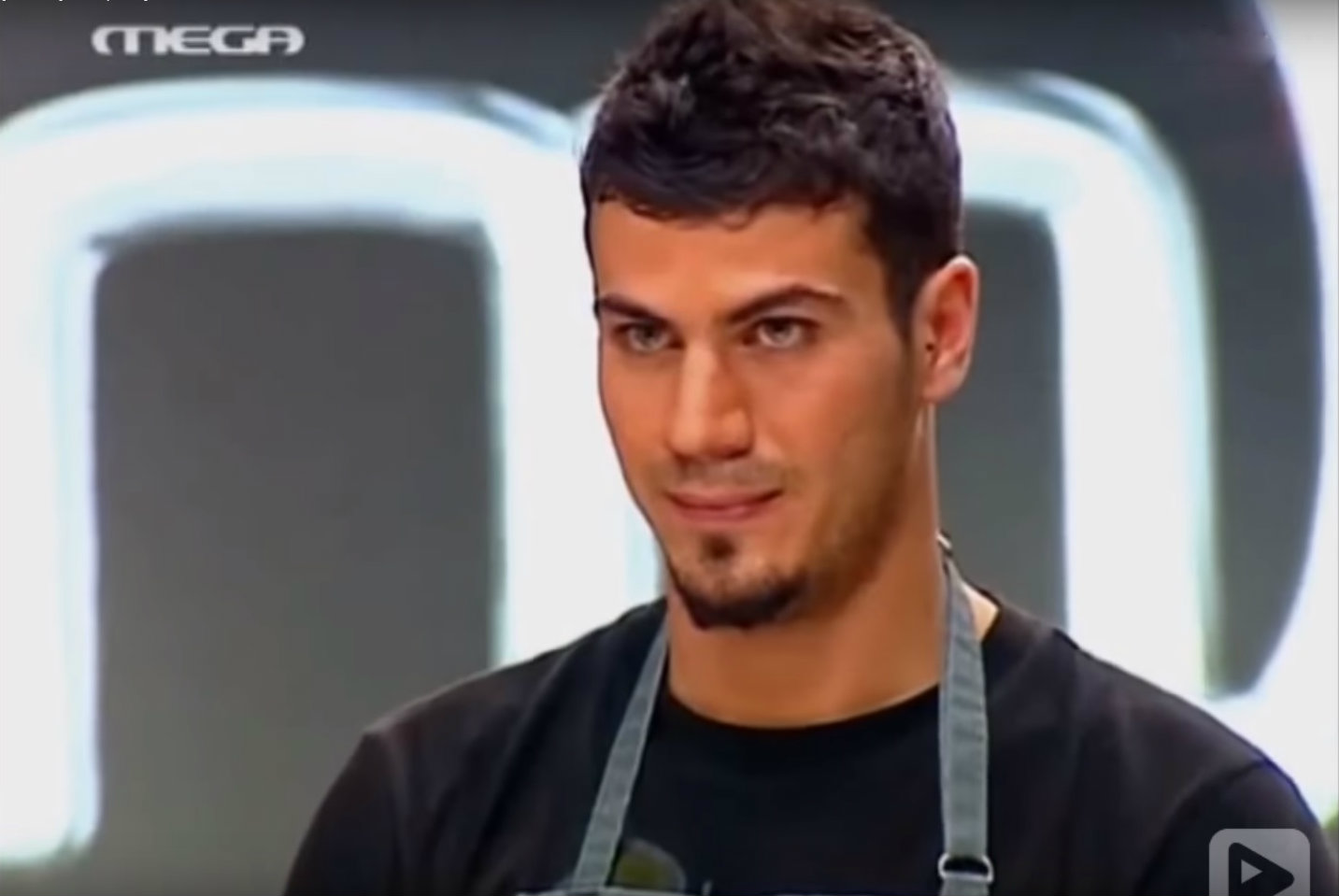 Ποιος κριτής του «Master Chef» είχε κόψει τον Άκη Πετρετζίκη (vid ...