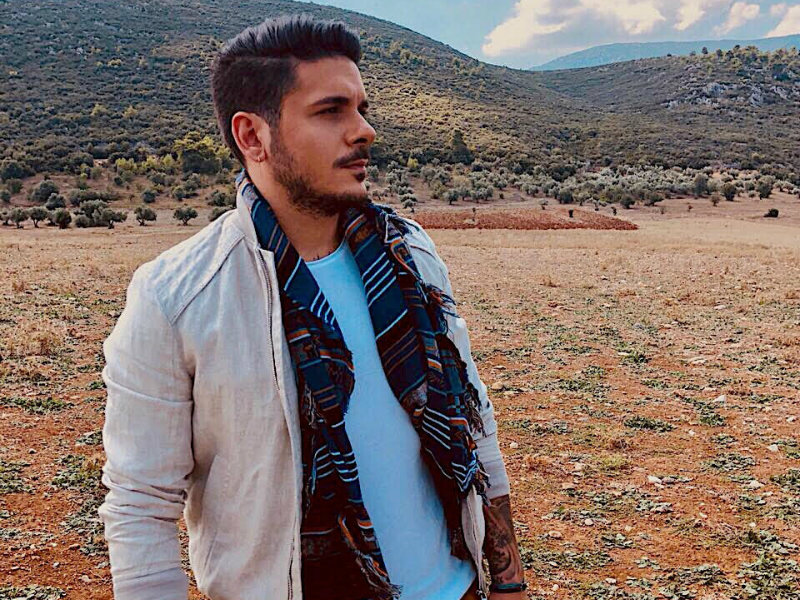 Stan: Δείτε φωτογραφίες αλλά και το νέο video clip του «Τετράγωνα ...