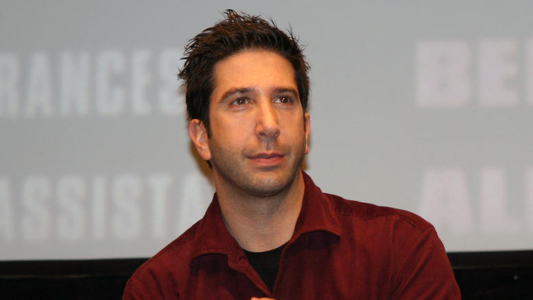 Ο Ross από τα Φιλαράκια... έκλεψε από σούπερ μάρκετ! | LifeViews