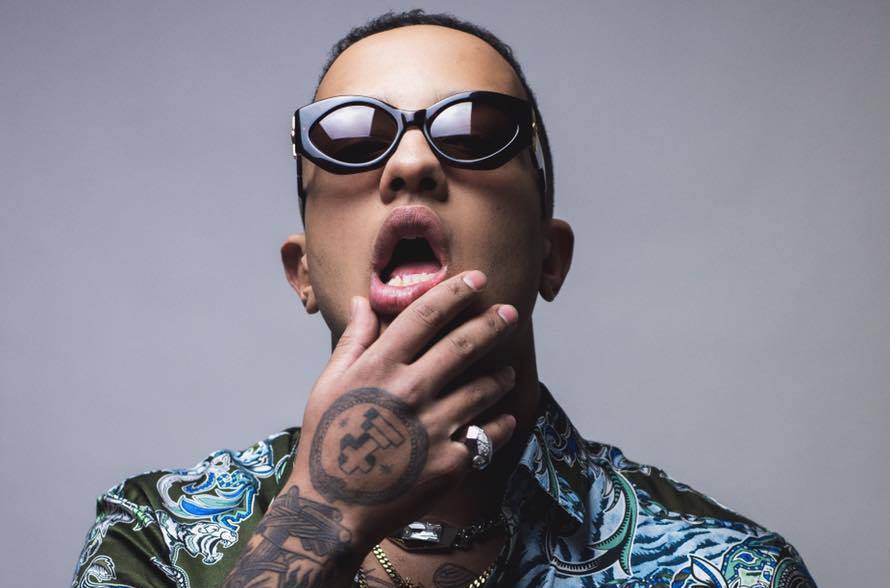 Light: Ο no1 ράπερ της Ελλάδας που ακούει ακόμα και ο Γιάννης ...